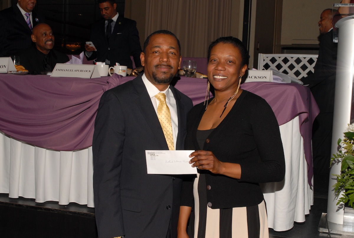 Sermon Of The Week: Bishop G.E. Patterson “At The Name of Jesus ...