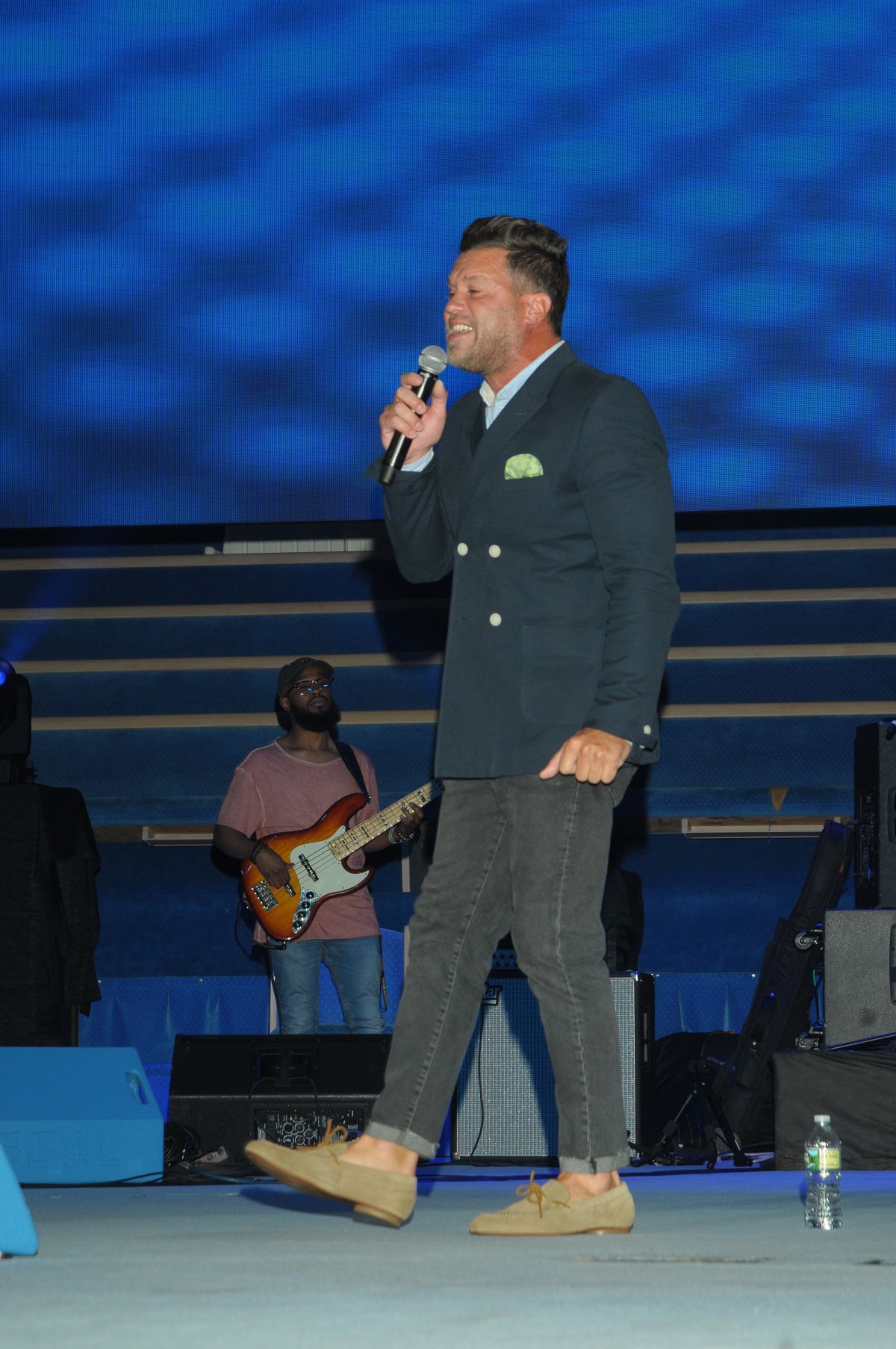 Singer Wess Morgan At The 10th Annual Spirit Of Praise - MyPraise 102.5 ...