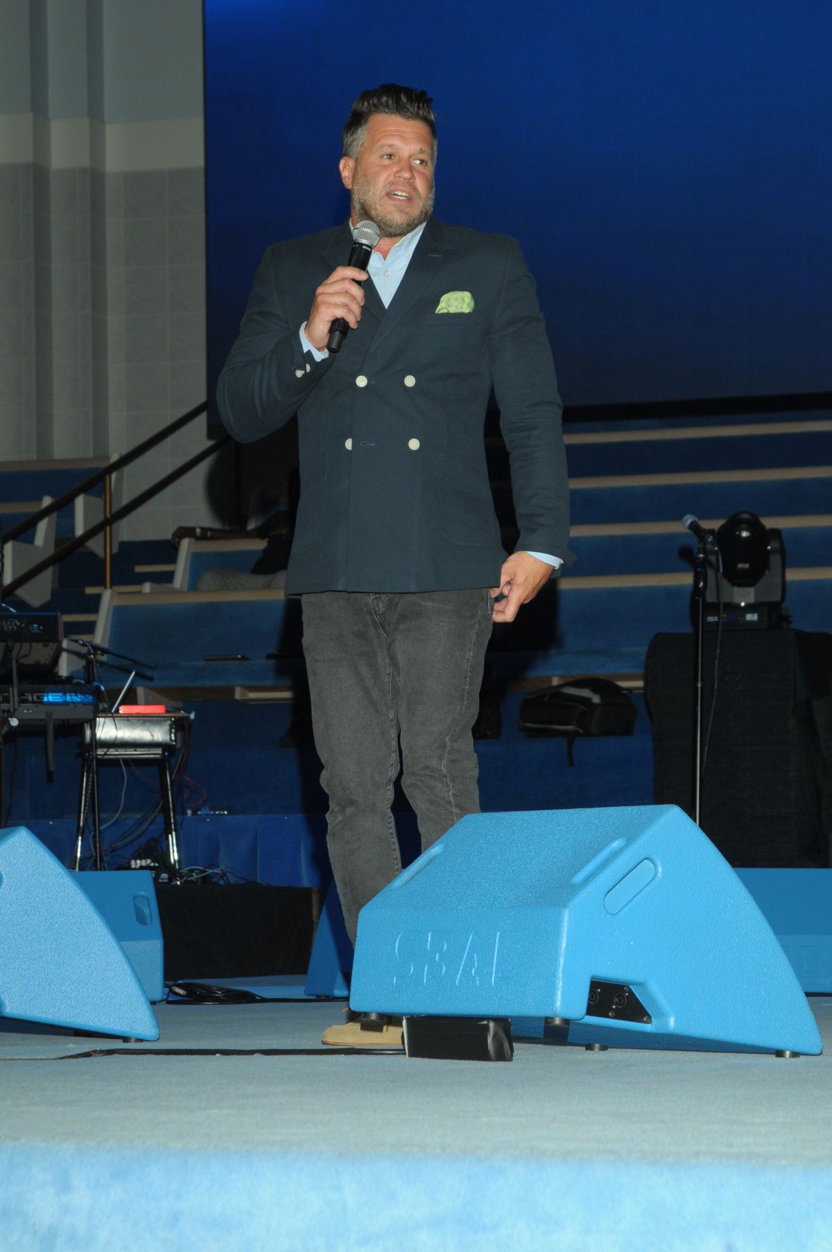 Singer Wess Morgan At The 10th Annual Spirit Of Praise - MyPraise 102.5 ...