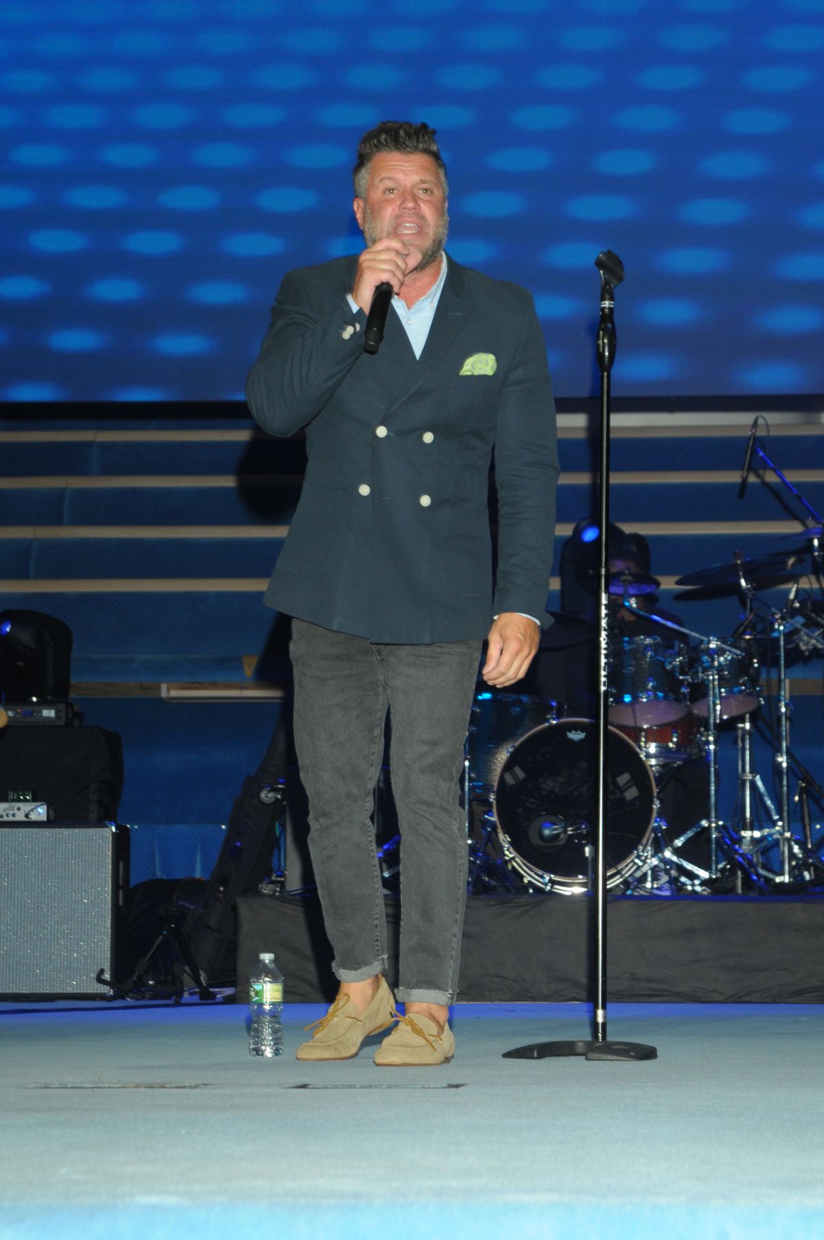 Singer Wess Morgan At The 10th Annual Spirit Of Praise - MyPraise 102.5 ...