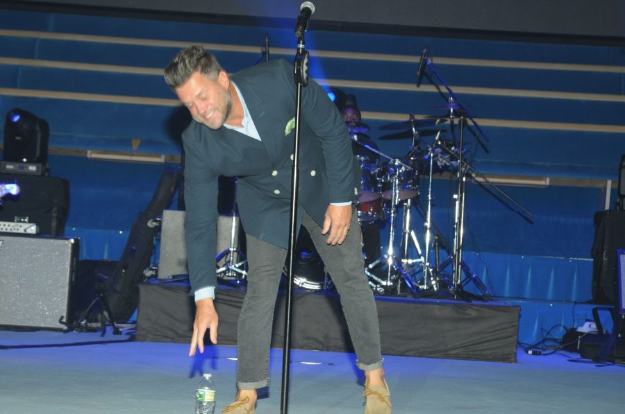 Singer Wess Morgan At The 10th Annual Spirit Of Praise | Praise 104.1